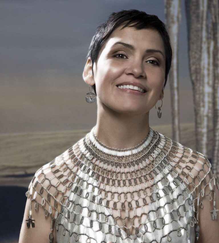 Inuk musician Susan Aglukark to receive humanitarian award at Junos