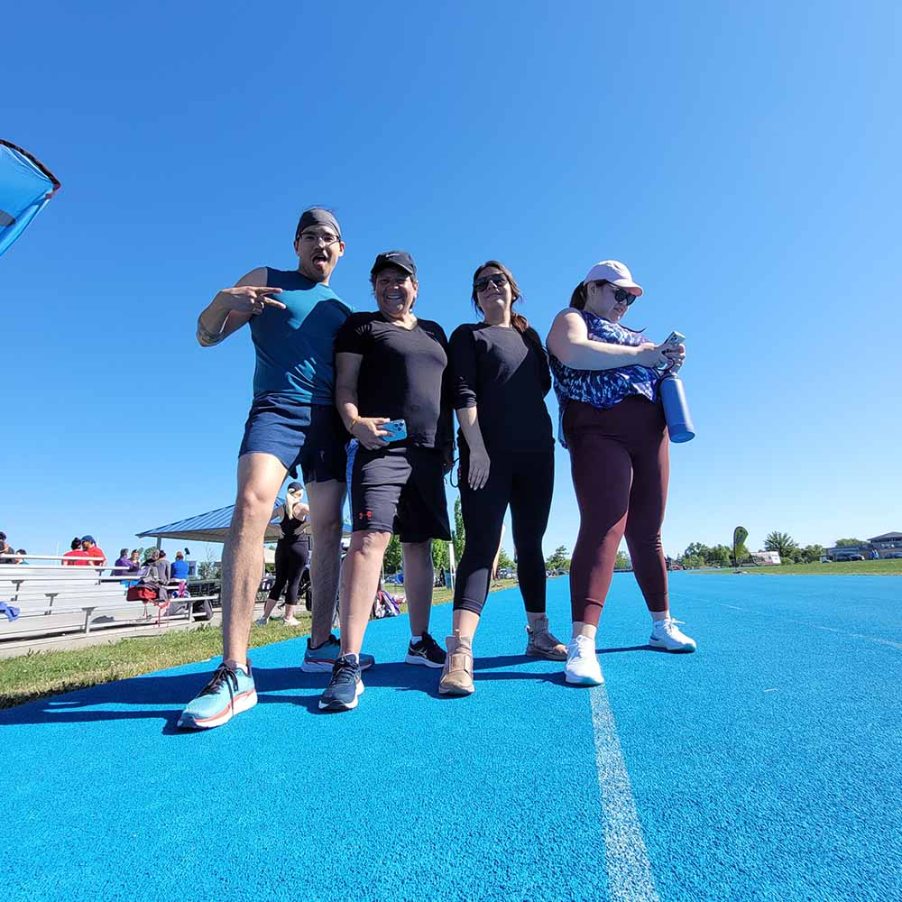 Hundreds come out for annual Tom Longboat run